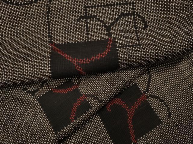 平和屋着物●本場大島紬　7マルキ　色紙重ね唐草文　正絹　逸品　CAAX4604ut