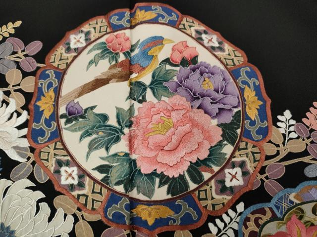 平和屋着物○中国三大刺繍 蘇州刺繍 黒留袖 正倉院花鳥