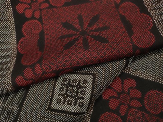 平和屋着物●本場大島紬　龍郷絣　菱花文　正絹　逸品　CAAX4796ut