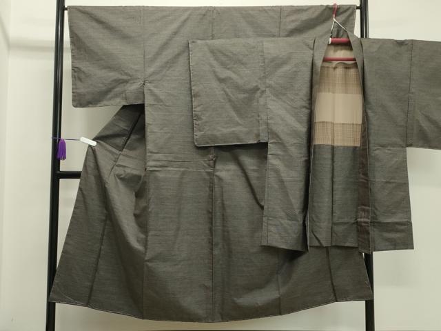 平和屋着物●男性　本場大島紬　アンサンブル　亀甲文様　正絹　逸品　未使用　CAAX5709gh