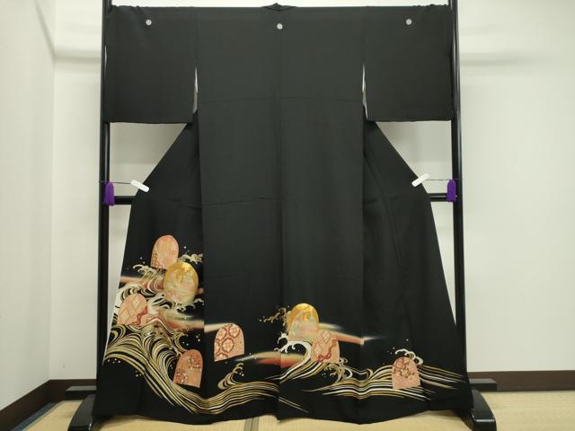 平和屋着物●豪華黒留袖　駒刺繍　立波飛鶴花文　暈し染め　金銀彩　正絹　逸品　CAAX5855gh