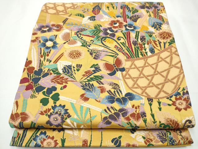 平和屋着物●西陣　白綾苑大庭　六通柄袋帯　唐織　花籠舞蝶文　金糸　正絹　逸品　CAAY2683hy