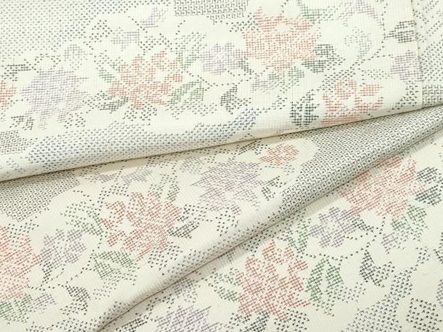 平和屋着物●本場大島紬　白大島　120亀甲　雲取り草花文　正絹　逸品　CAAY2995vf