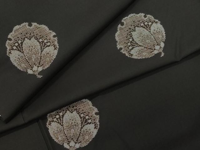 平和屋着物●本場大島紬　9マルキ　地空き　雪輪花文　正絹　逸品　CAAY3051vf