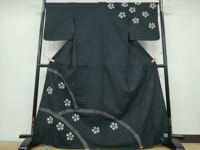 平和屋着物∴夏物　訪問着・浴衣兼用　絞り　舞桜　黒地　逸品　CAAY4664ng