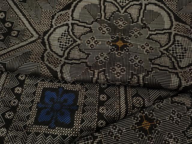 平和屋着物●本場大島紬　龍郷絣　菱花文　正絹　逸品　CAAY4812ut