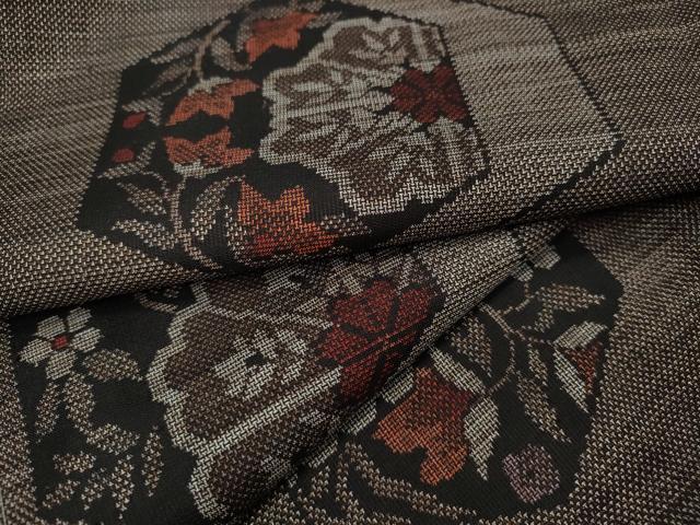 平和屋着物●本場大島紬　9マルキ　亀甲花文　正絹　逸品　未使用　CAAY4895ut