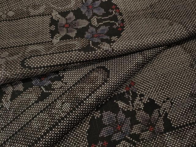 平和屋着物●本場大島紬　7マルキ　エ霞雪輪花文　正絹　逸品　CAAY4968ut