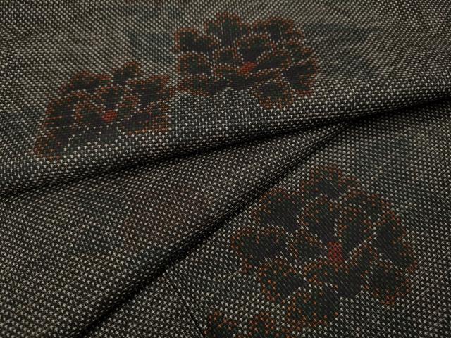 平和屋着物●本場大島紬　7マルキ　泥染め　流水舞花文　鑑定書付き　正絹　逸品　CAAY5081ut