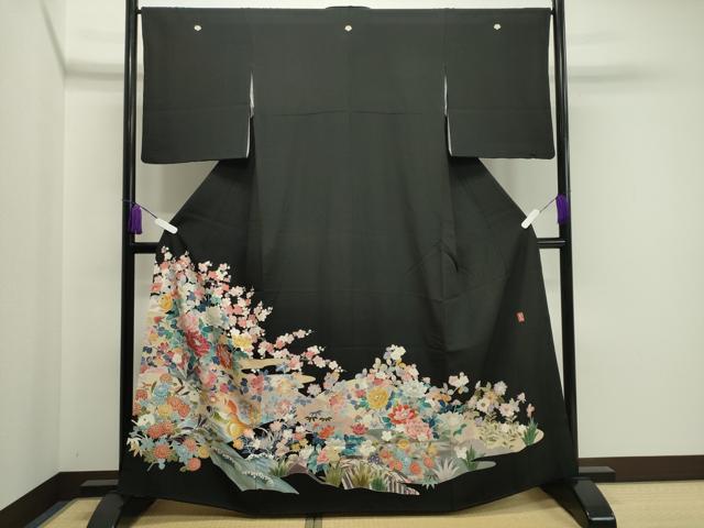 平和屋着物●豪華黒留袖　友禅　作家物　鴛鴦花文　暈し染め　正絹　逸品　CAAY8344gh