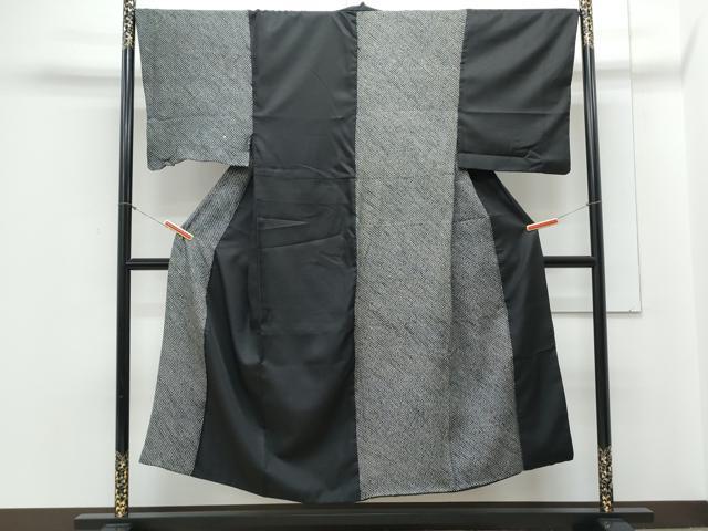 平和屋着物●男性　小紋　絞り　縞　黒地　CAAY9502th