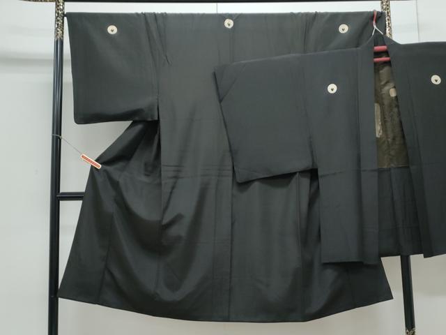 平和屋着物●男性　黒紋付　羽織セット　草花文　正絹　逸品　CAAY9586th