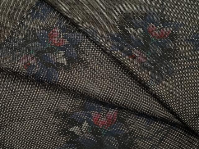 平和屋着物●本場大島紬　9マルキ　草花文　正絹　逸品　CAAZ1013vf