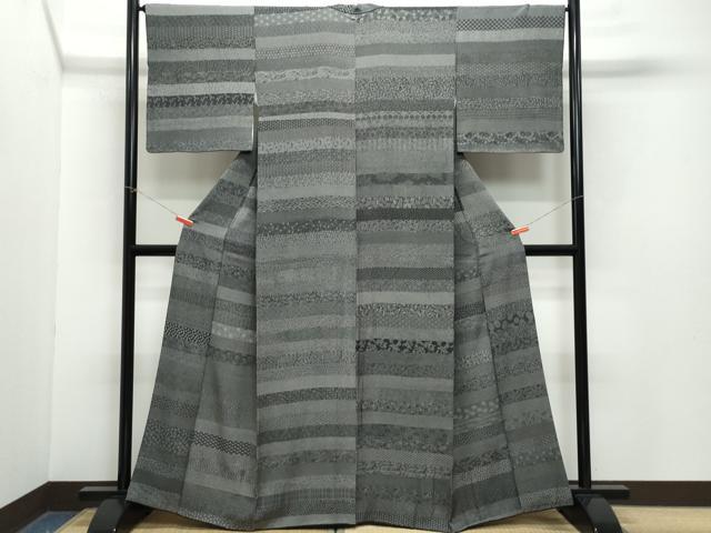 平和屋着物●伝統工芸　 砂川健一　江戸小紋　百柄　黒地　正絹　逸品　CAAZ1086vf