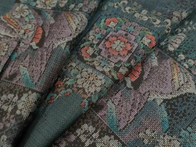 平和屋着物●都喜ヱ門　本場大島紬　9マルキ　花唐草文　藤絹織物謹製　正絹　逸品　CAAZ2957yc