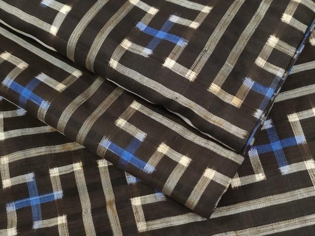 平和屋着物●本場大島紬　龍郷絣　秋名バラ　正絹　逸品　CAAZ2986yc