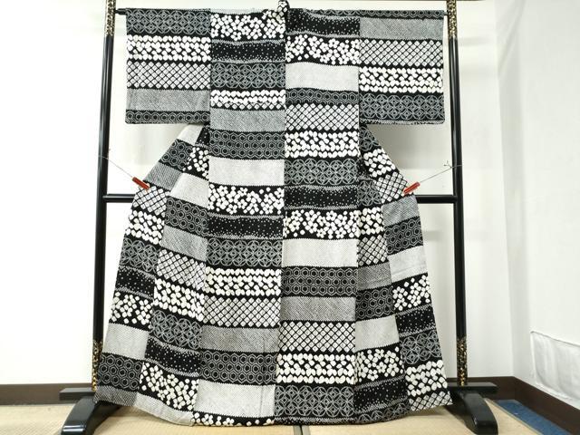 平和屋着物●上質な小紋　総絞り　横段吉祥文　黒地　正絹　逸品　未使用　CAAZ3096yc