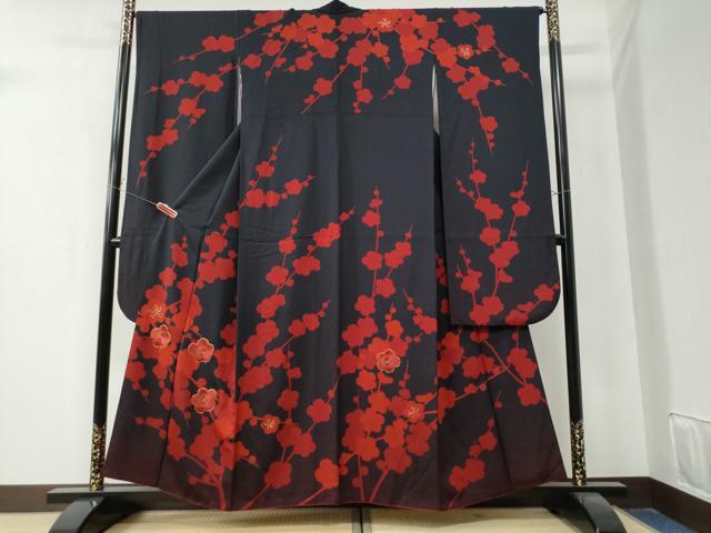 平和屋着物●豪華振袖　駒刺繍　枝梅文　黒地　金彩　正絹　逸品　CAAZ3400yc