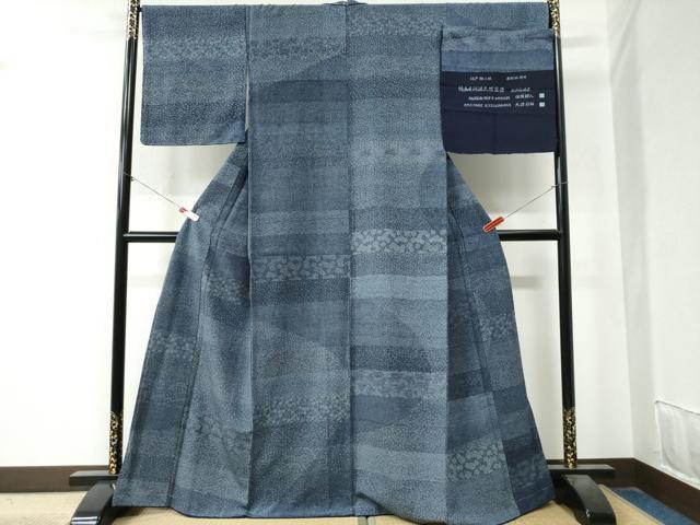 平和屋着物●藍造り国選定無形文化財　藍師・佐藤昭人　大澤石雄　江戸小紋　百柄　反端付き　正絹　逸品　未使用　CAAZ3890yc