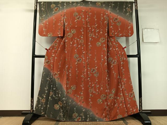 平和屋着物●訪問着　枝垂れ花蝶丸文　暈し染め　金彩　鬼しぼ縮緬　正絹　逸品　CAAZ9998vp