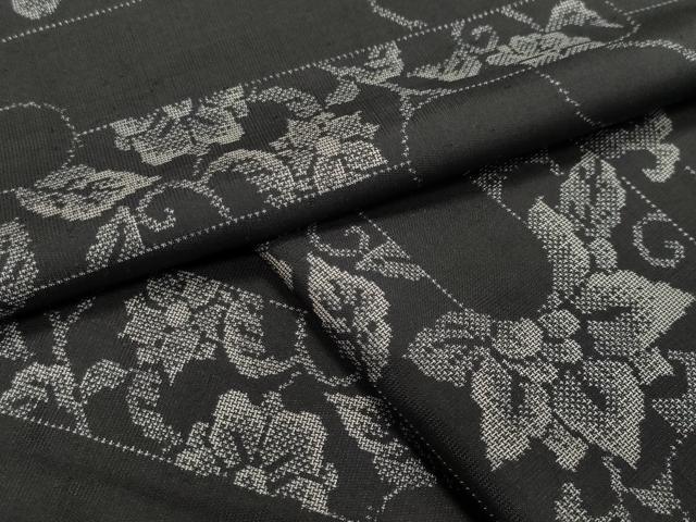 平和屋着物●本場大島紬　9マルキ　エ霞花唐草文　正絹　逸品　CABA1383gh