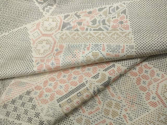 平和屋着物●本場大島紬　白大島　120亀甲　切嵌吉祥花文　正絹　逸品　CABA1830ut