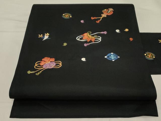 平和屋着物●九寸名古屋帯　総刺繍　宝尽くし文　黒地　金糸　未使用　CABA2227dy