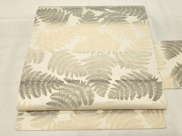 平和屋着物●全通柄　九寸名古屋帯　舞葉文　銀通し地　正絹　逸品　未使用　CABA2233dy