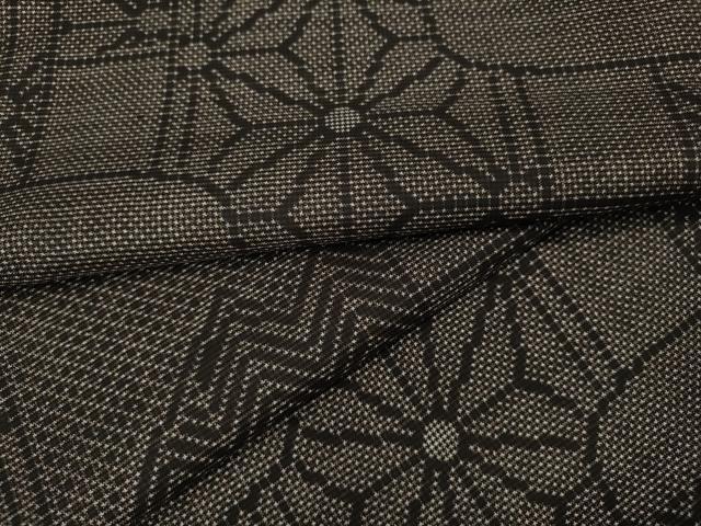 平和屋着物●本場大島紬　7マルキ　吉祥麻の葉文　正絹　逸品　CABA8378ut