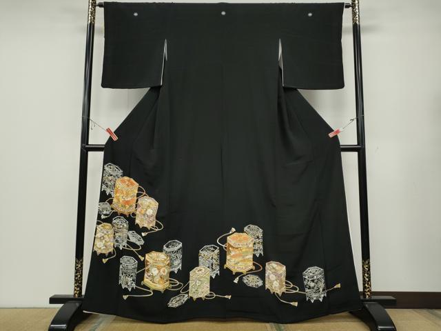 平和屋着物●創業460年・千總　黒留袖　駒刺繍　貝桶花文　金彩　正絹　逸品　CABA8387ut