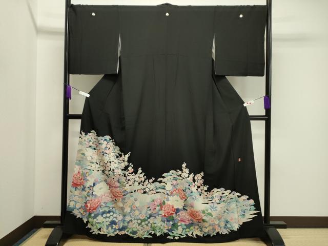 平和屋着物●豪華黒留袖　友禅　作家物　草花文　さが美扱い　正絹　逸品　CABA8861dy