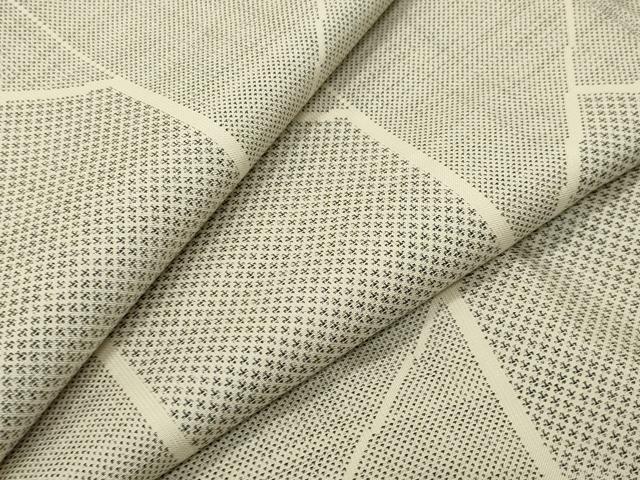 平和屋着物●本場大島紬　白大島　9マルキ　亀甲吉祥文　正絹　逸品　CABA9635gh