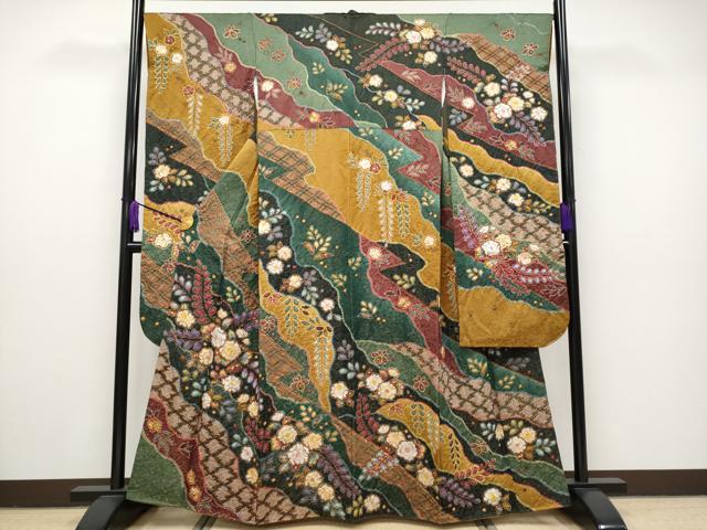 平和屋着物■極上　越後十日町の一流染匠　桐屋・翠山工房　振袖　絞り　辻が花　金通し地　逸品　CYAA2615s5