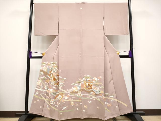 平和屋本店■極上　創業460年・千總　色留袖　駒刺繍　貝桶桧扇吉祥文　金彩　薄柿色地　小田急百貨店扱い　逸品　CYAA2627s5