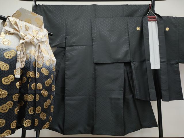 平和屋着物■極上　男性　色無地　紋付き羽織・行灯袴セット　キングサイズ　舞台衣装　花菱地紋　黒地　洗える着物　逸品　CYAA3475s5