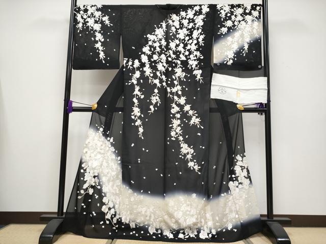 平和屋本店■最高級　夏物　訪問着　絽　総手刺繍　胡蝶蘭　枝垂れ桜　暈し染め　黒地　金銀彩　反端付き　逸品　未使用　CYAA3507s5