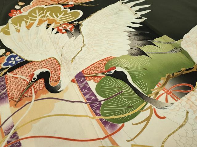 平和屋本店■極上　アンティーク　振袖　駒刺繍　檜扇飛鶴草花文　暈し染め　黒地　金彩　逸品　CZAA1531s5 平和屋本店□極上 アンティーク 振袖 駒刺繍 檜扇飛鶴草花文 暈