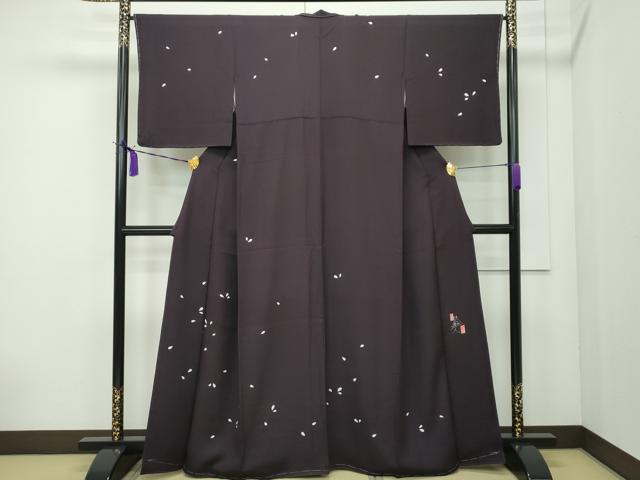 平和屋本店■極上　洛楽人工房　訪問着　舞花びら　銀彩　黒鳶色地　逸品　未使用　CZAA1721s5