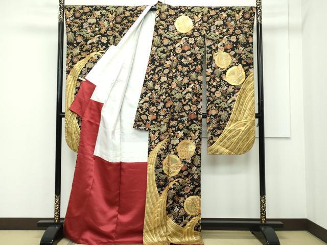 平和屋本店□極上 振袖 駒刺繍 立波舞蝶宝尽くし文 黒地 金彩 逸品