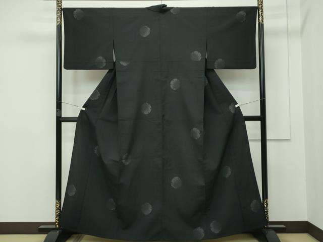 平和屋本店■極上　本塩沢　単衣　110亀甲　雪輪重ね文様　黒地　逸品　CZAA2366s5
