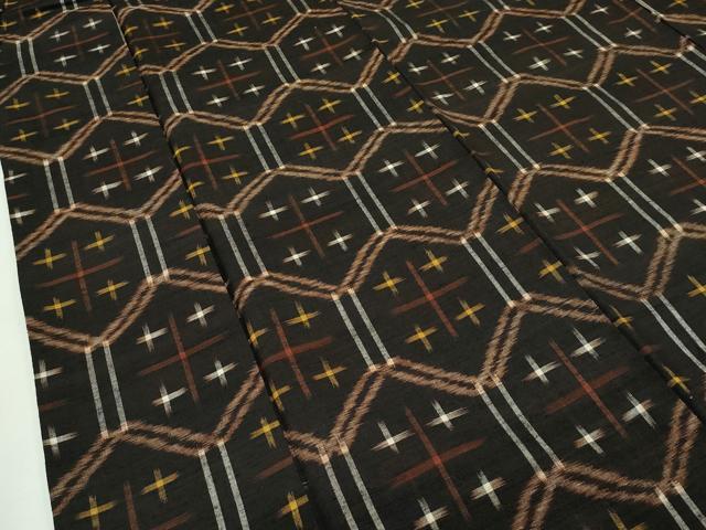 平和屋本店□極上 国指定重要無形文化財 本場久米島紬 手織