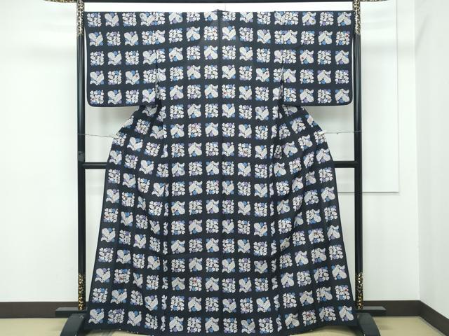 平和屋着物■極上　夏物　撫松庵　セオアルファ　小紋・浴衣兼用　草花文　てんとう虫　蜂　蝋色地　逸品　CZAA2875s5