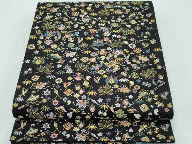 平和屋着物■極上　西陣の老舗　1782年創業　山下織物　六通柄袋帯　唐織　子宝尽くし　黒地　金糸　逸品　未使用　CZAA3184s5