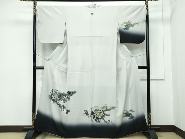 平和屋着物■極上　訪問着　中国三大刺繍　総相良刺繍　風神雷神　暈し染め　利休白茶色地　逸品　CZAA3256s5