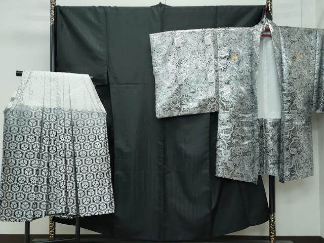 平和屋着物■極上　男性　色無地　紋付き羽織・行灯袴セット　キングサイズ　黒地　市松地紋　舞台衣装　洗える着物　逸品　CZAA3652s5