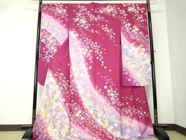 平和屋着物●豪華振袖　舞花文　暈し染め　金彩　銀通し地　正絹　逸品　DAAQ2864ps