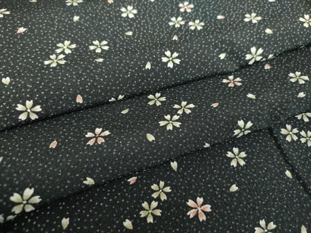 平和屋着物●上質な小紋　舞桜　黒地　正絹　逸品　未使用　DAAQ2871ps