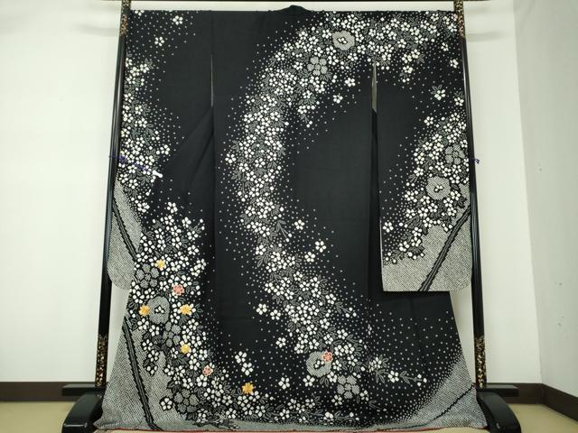 平和屋着物●豪華振袖　駒刺繍　絞り　舞桜　黒地　金糸　京都きもの友禅扱い　正絹　逸品　DAAQ3005ps