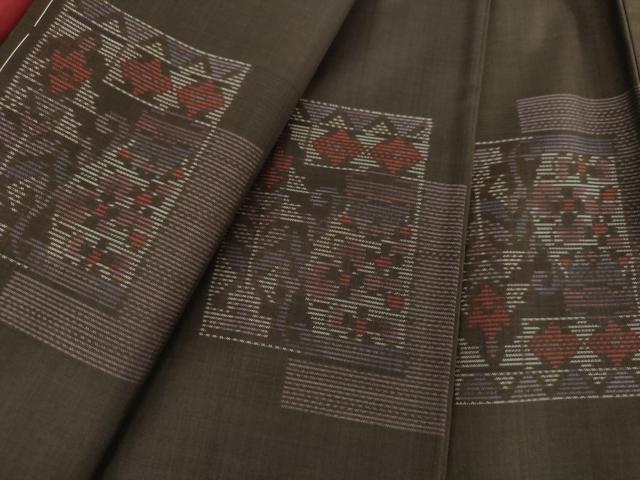 平和屋着物●本場大島紬　地空　色紙器物花文　やまと誂製　正絹　逸品　DAAQ3330ps