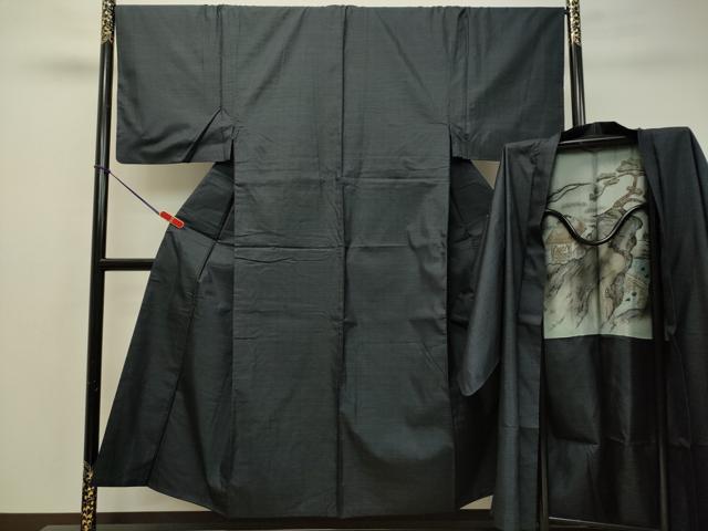 平和屋着物●男性　本場大島紬　アンサンブル　長羽織　80亀甲　総詰め　反端付き　正絹　逸品　DAAS2085tw